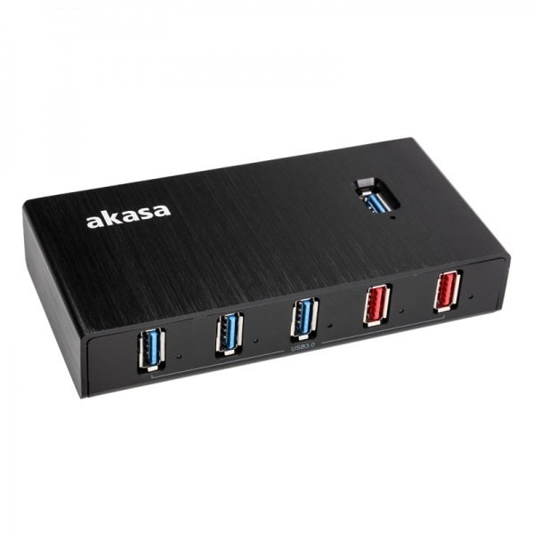 AKASA Elite 7EX - 7x hub USB 3.0 et 2 ports de charge rapide. AKASA