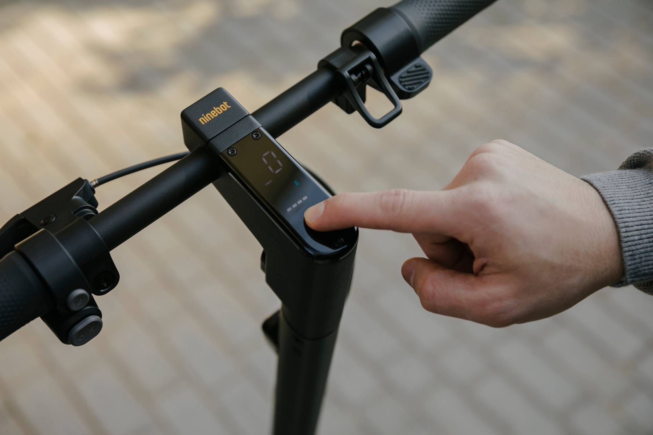 Trottinette électrique SEGWAY Ninebot KickScooter MAX G2E Pas Cher ...