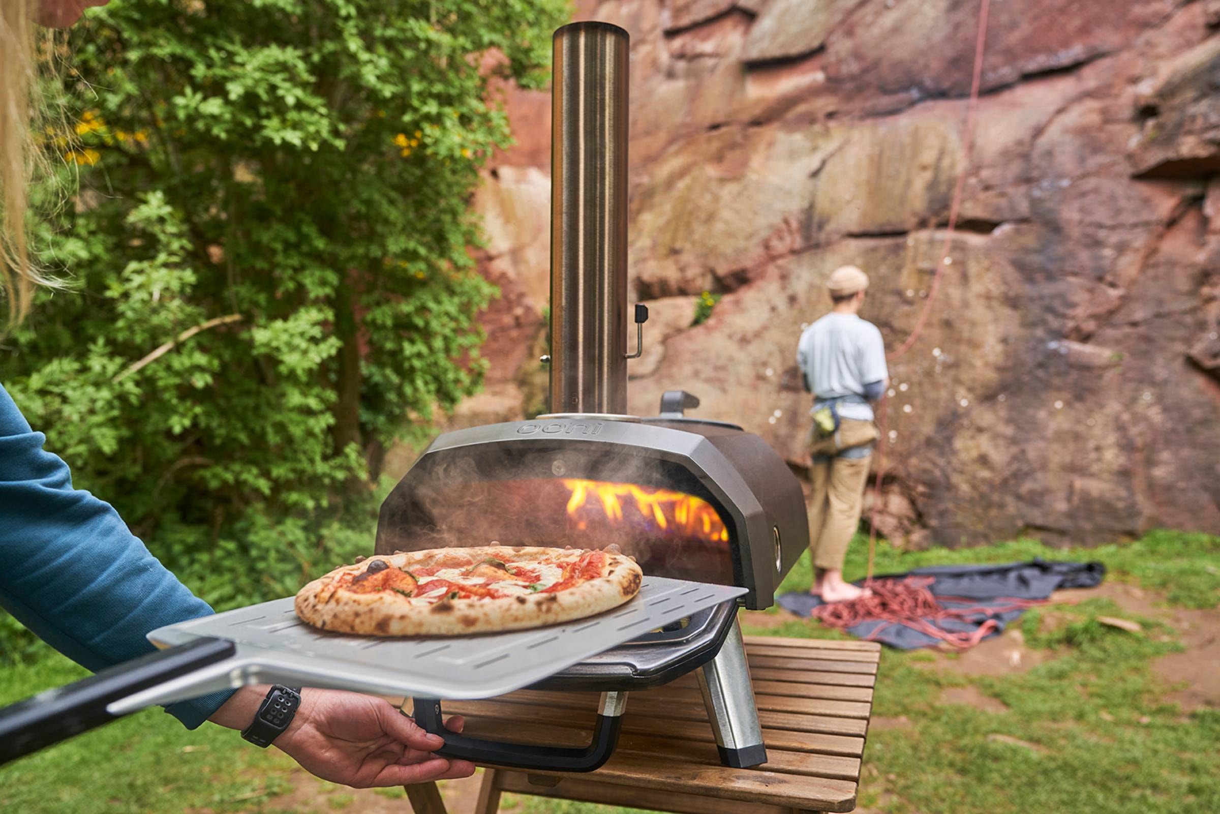 Barbecue charbon OONI Karu 12G Pas Cher - UBALDI.com