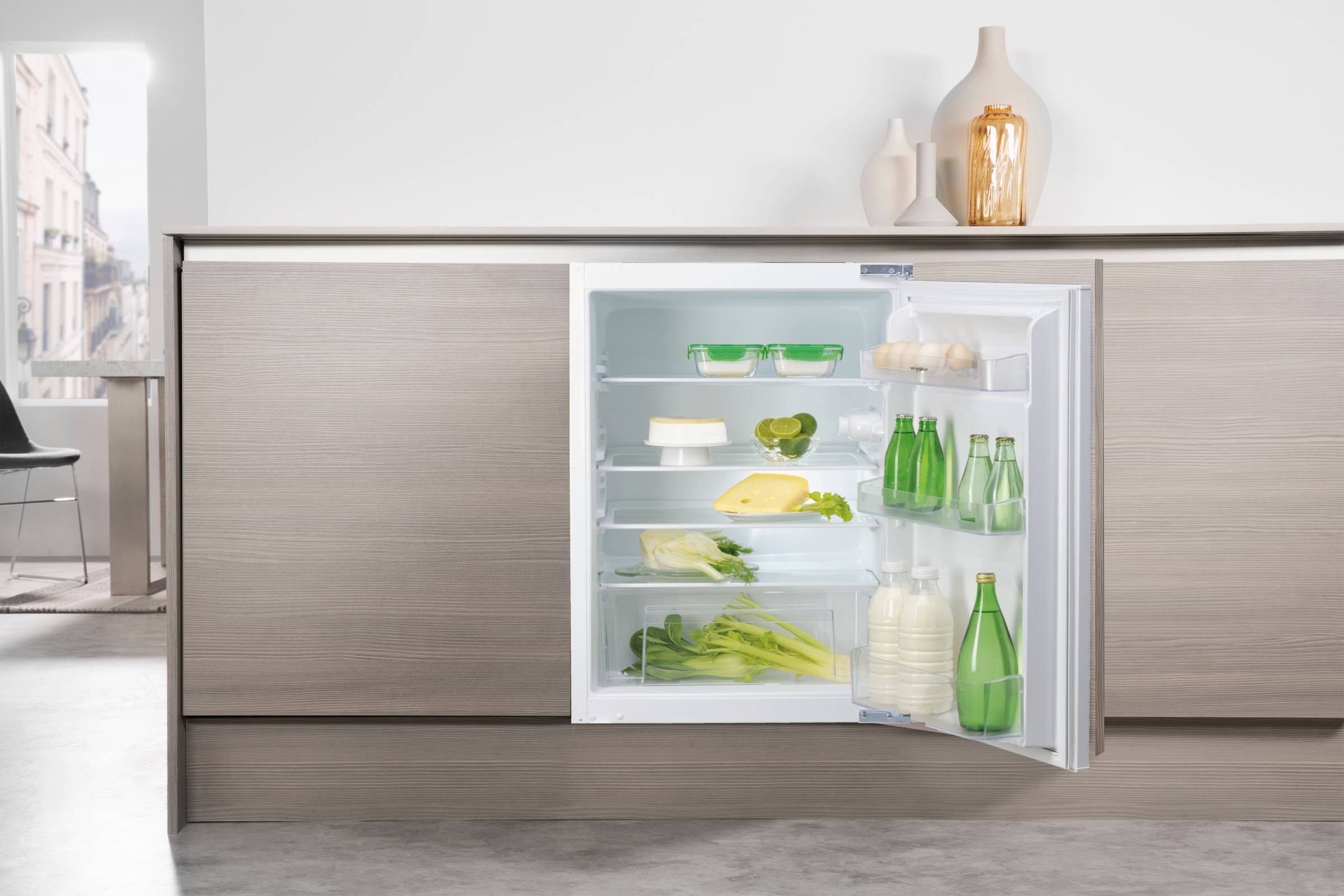 Réfrigérateur encastrable 1 porte WHIRLPOOL ARG90312FR, 134 litres ...