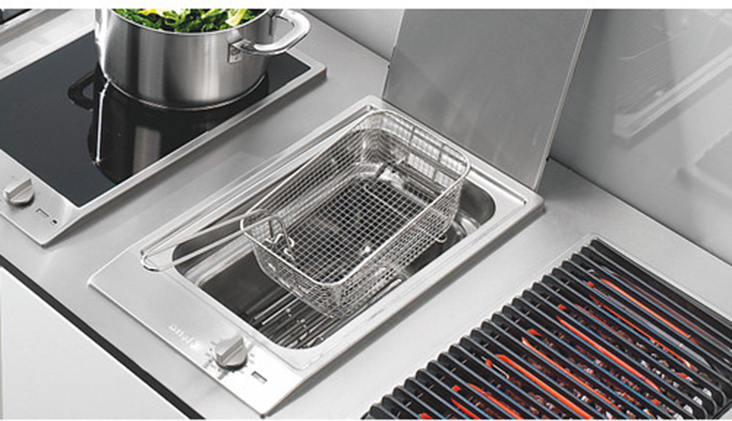 Domino friteuse MIELE CS 1411 F Pas Cher - UBALDI.com